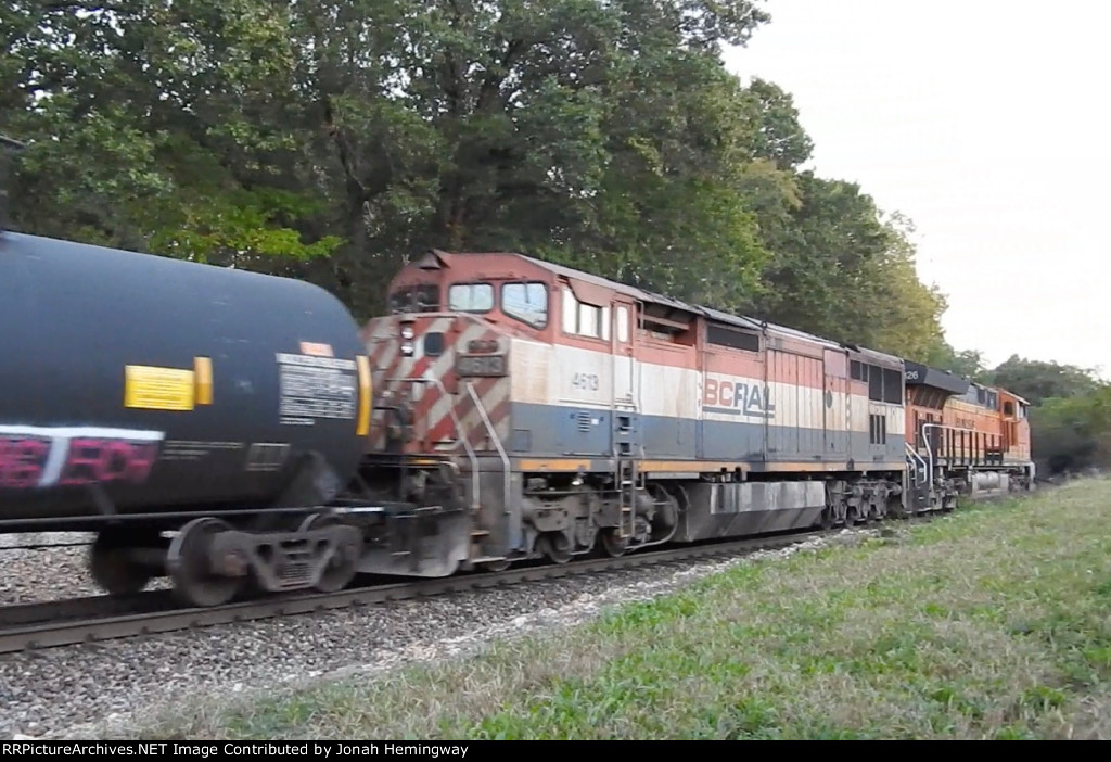 BCOL 4613 Trailing On A Tank Train